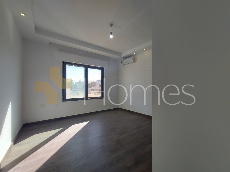 Duplex apartment with roof for rent in Jabal Amman building area 230m ...