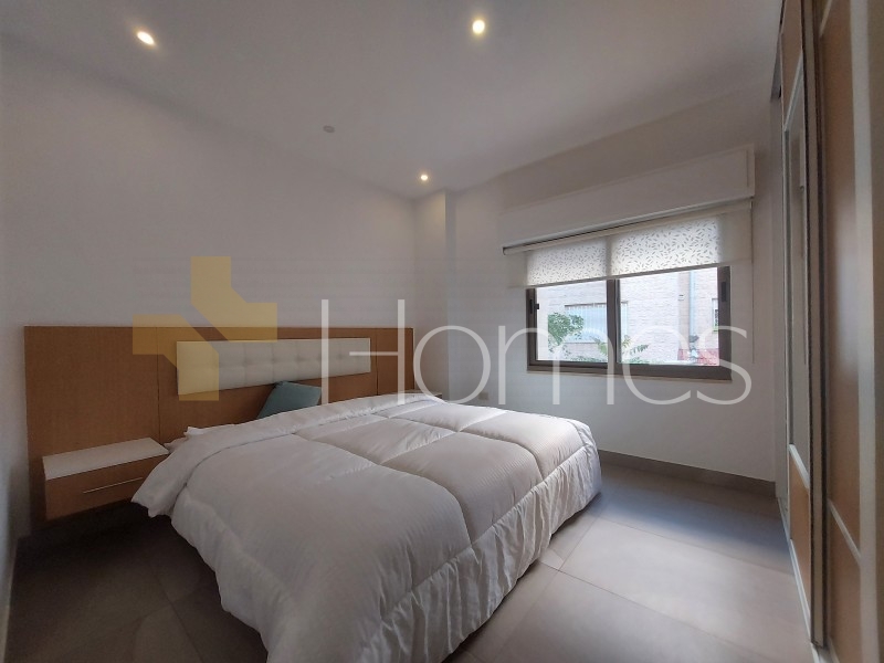 Ground floor with terrace for rent in Shmeisani building area of 112m ...