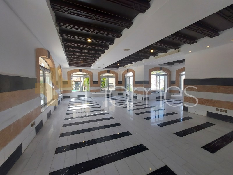 Commercial building on two street for sale in Abdoun, area of 1680m ...