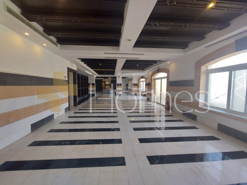 Commercial building on two street for sale in Abdoun, area of 1680m ...